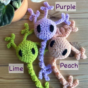 Neuron Plushie | Handmade Crochet Amigurumi | Brain Cell Keychain ...