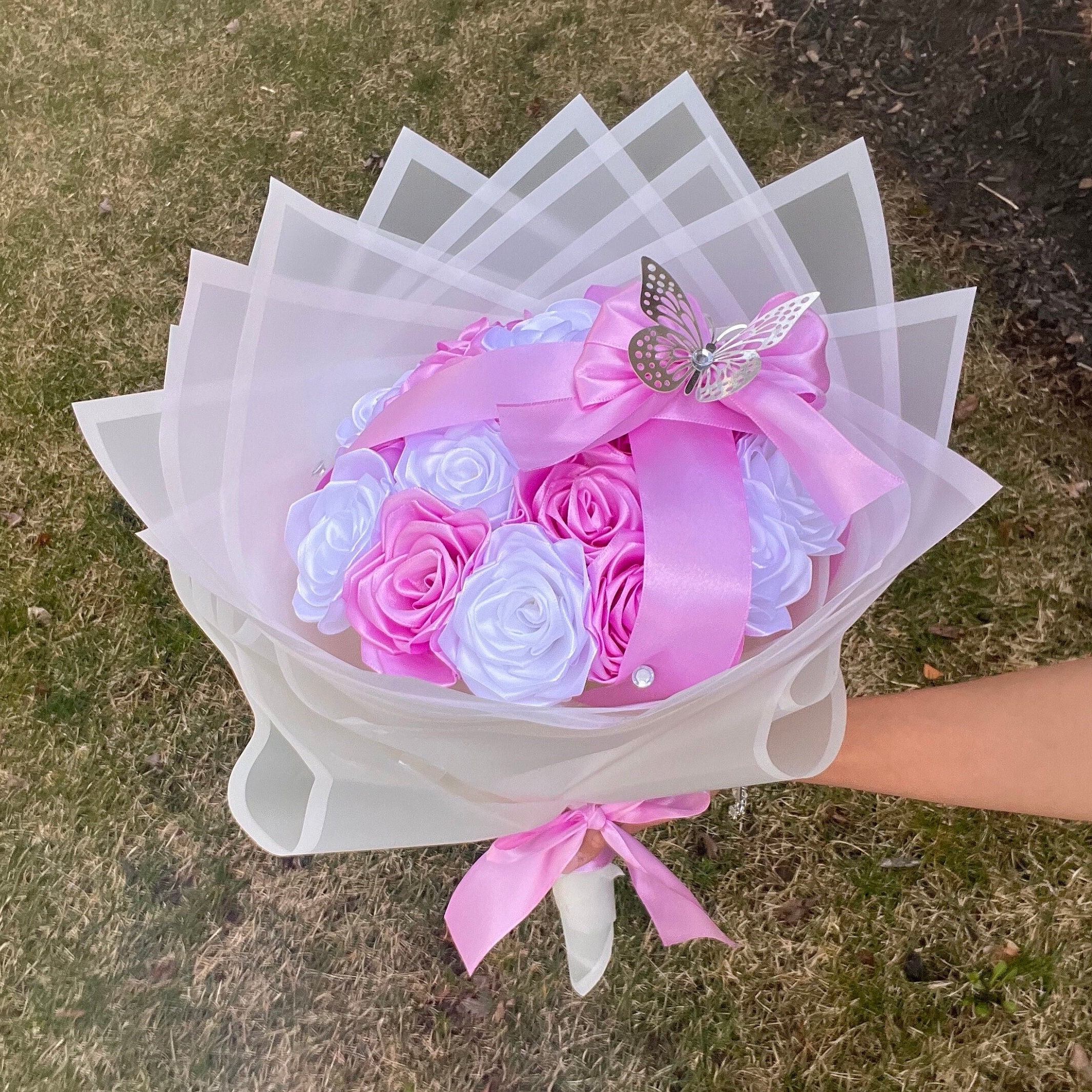 19 Count Ribbon Rose Bouquet - Etsy