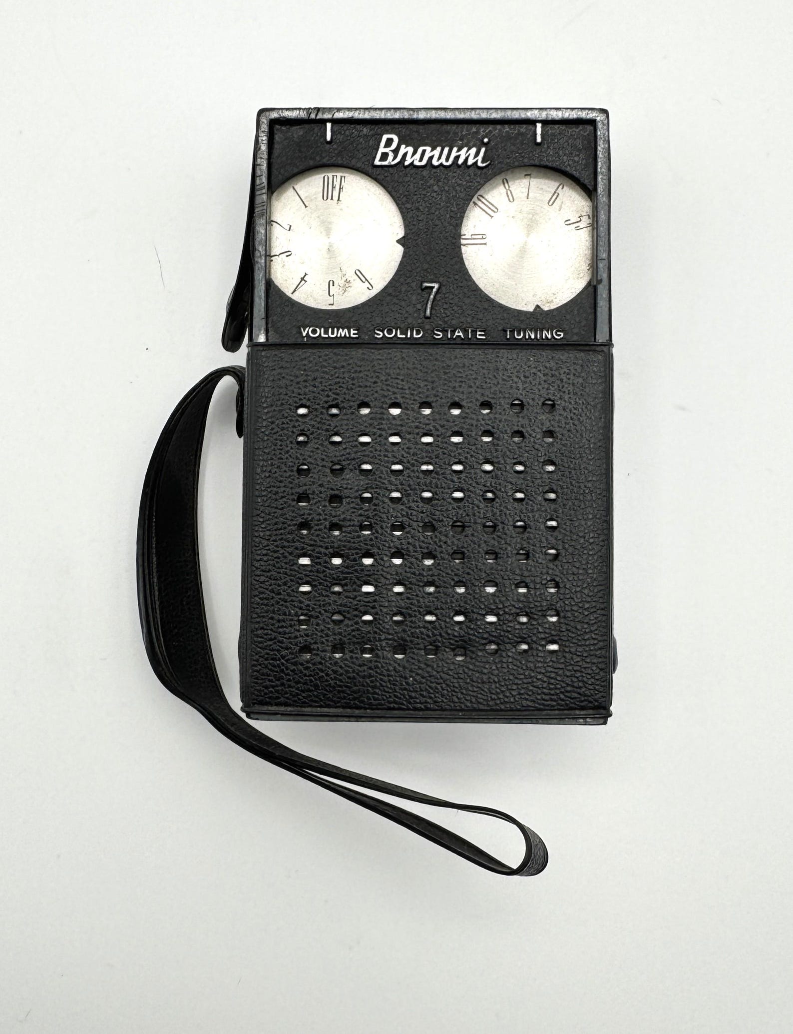 Vintage 1964 - Browni 7 Solid State 702 AM Transistor Radio (60 Years ...