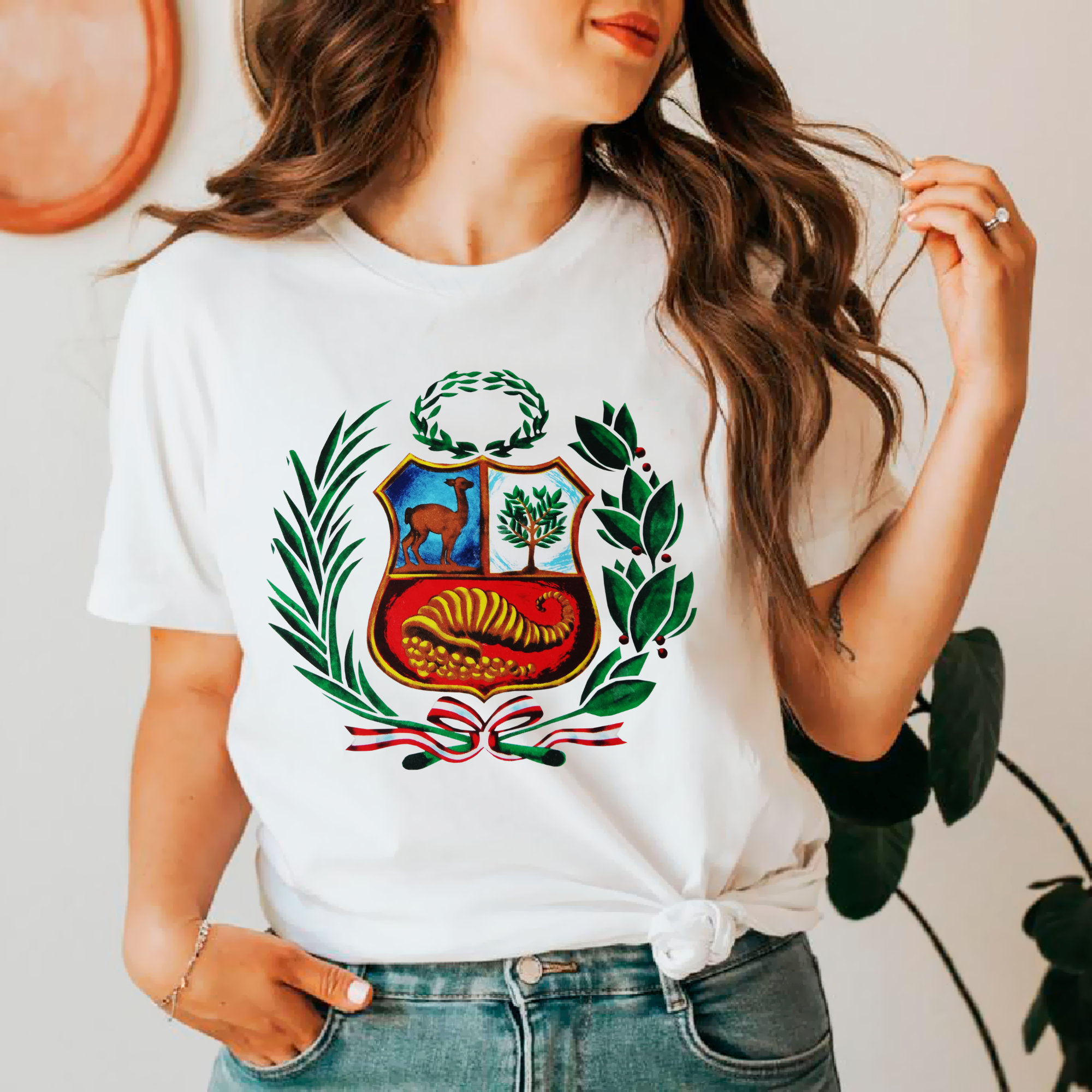 Peru Escudo T-shirt, Peru Shirt, Escudo Peruano, Peru National Crest ...