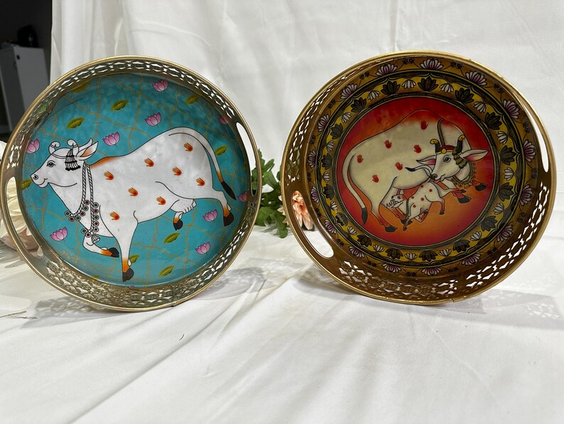 Laminated Pichwai Cow Print Round Trays - Etsy