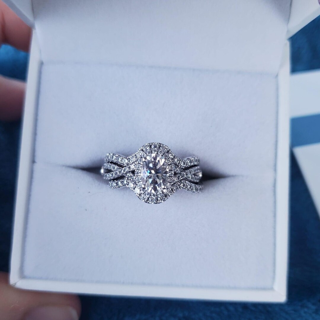 Split Shank Wedding Ring for Bride, 1.5 CT Oval Cut Colorless ...