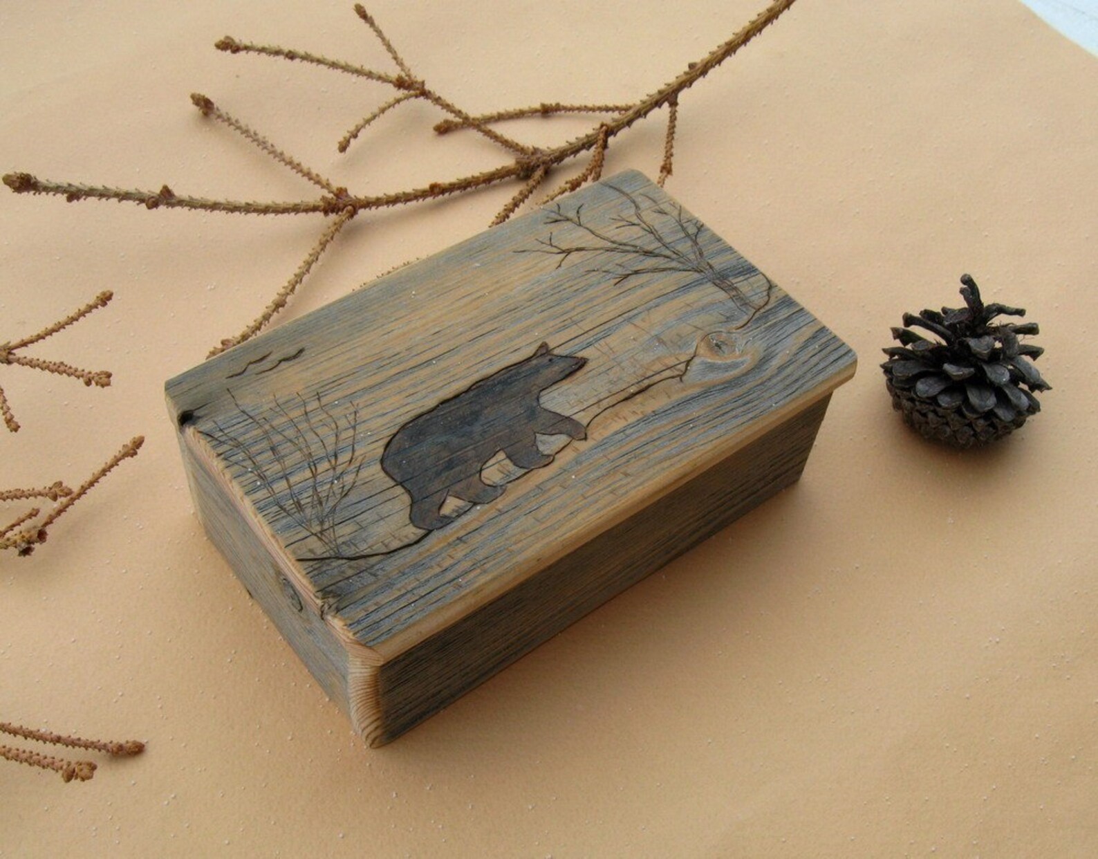 Barnwood BEAR BOX Handmade From Reclaimed Weathered Wood - Etsy