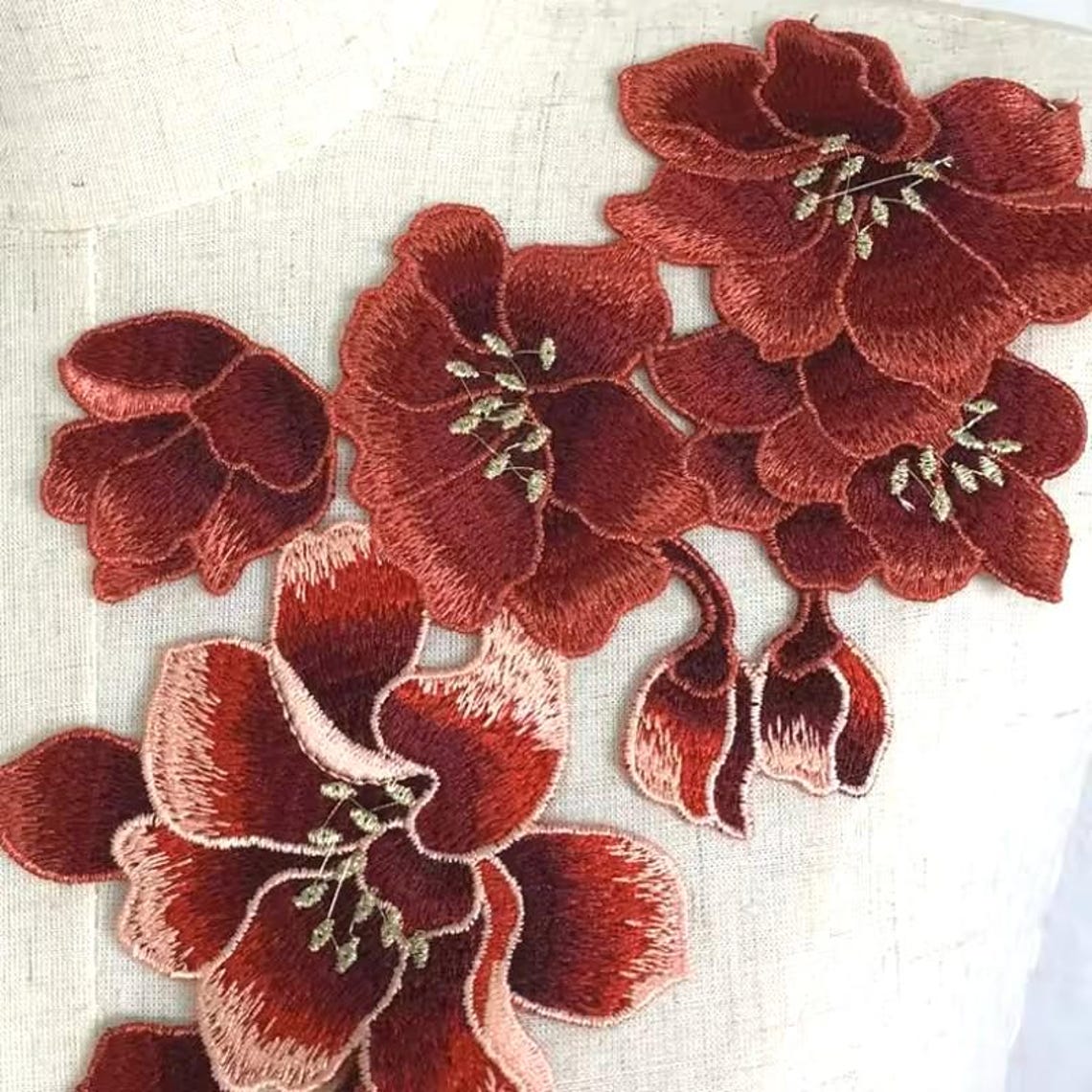 Red Rose Embroidered Applique: 3D Floral Sew-on Patch (set of 5) - Etsy
