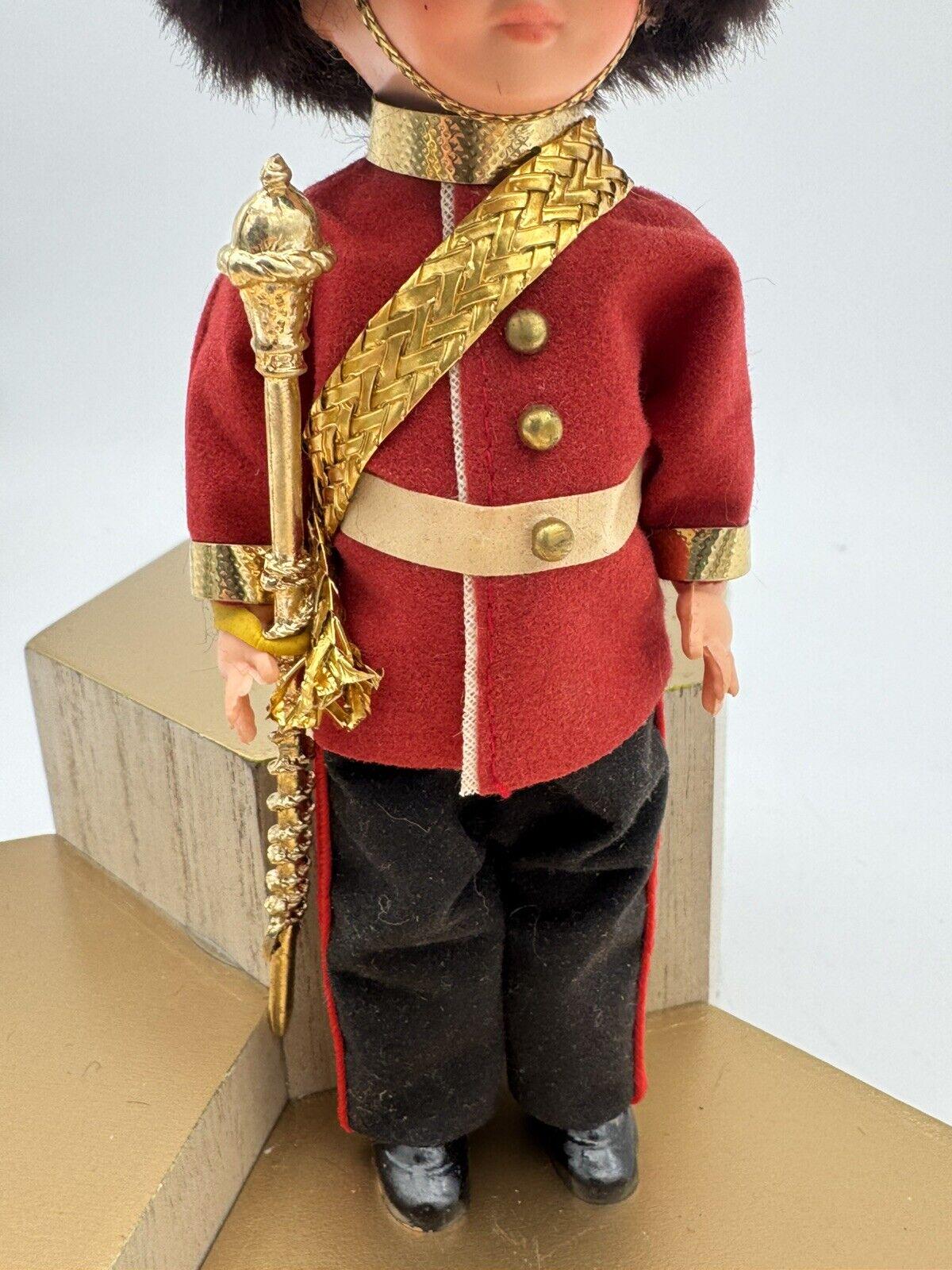 Vintage British Beefeater Palace Guard Soldier Doll With Sleepy Eyes - Etsy