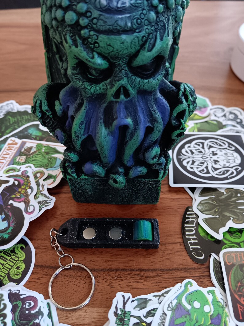 SPECIAL Magnetic Fidget Slider Keychain 3D Printed Cthulhu Canada Alien ...