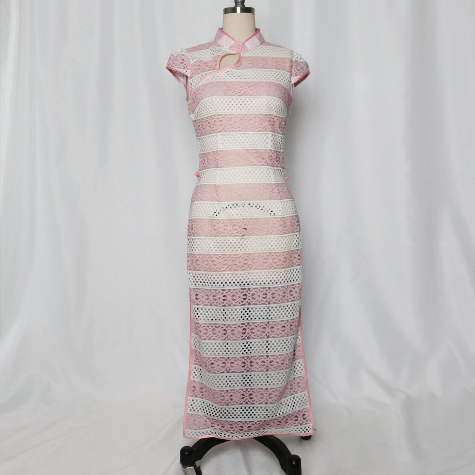 See Through Lace High Slit Dress | Pastel Acubi Striped Mandarin Collar ...