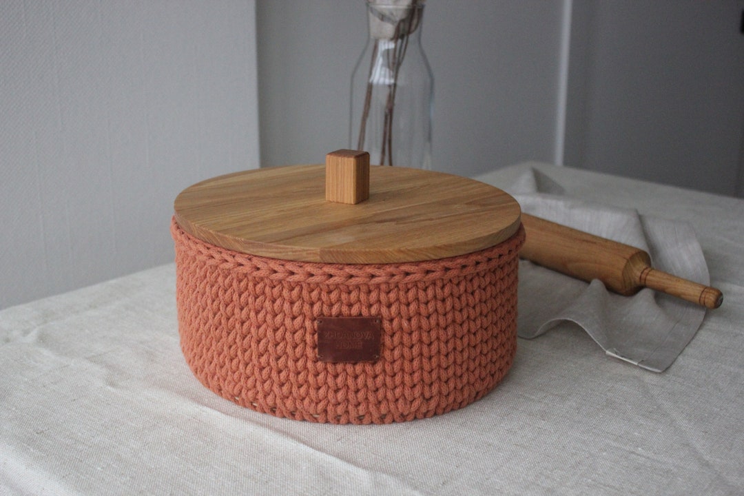 Modern Bread Box With a Wooden Lid * Terracotta Bread Box With Lid ...