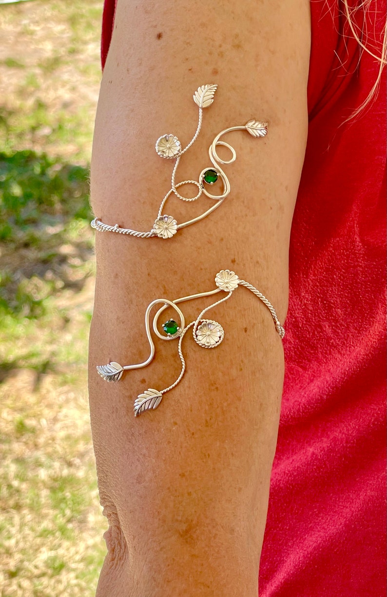 Upper Arm Woodland Vine, Amethyst, Peridot, White Topaz Leaf Bracelet ...