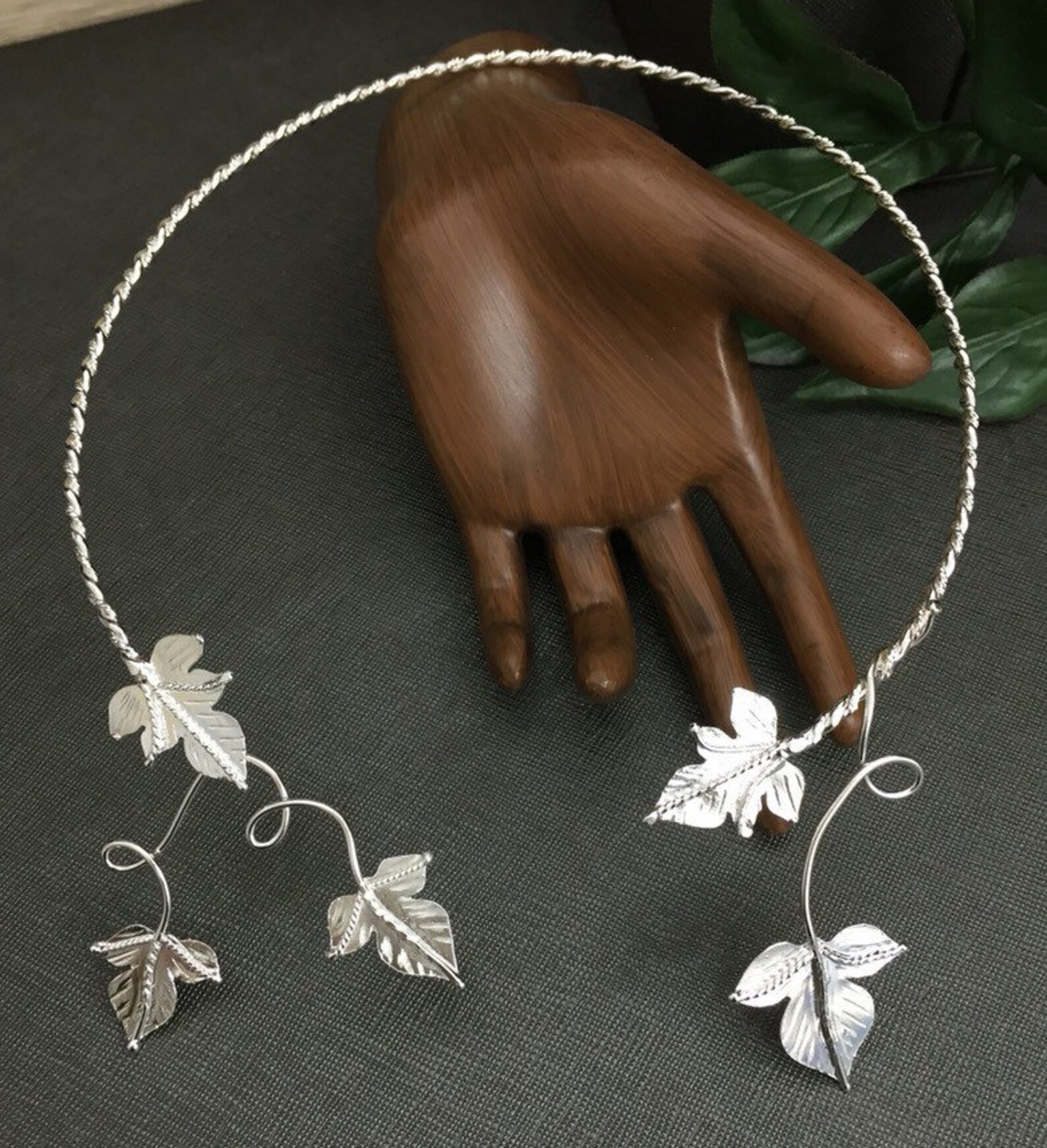 Woodland Leaf Neck Rings in Sterling Silver, Leaf Neck Torc, Elvish ...