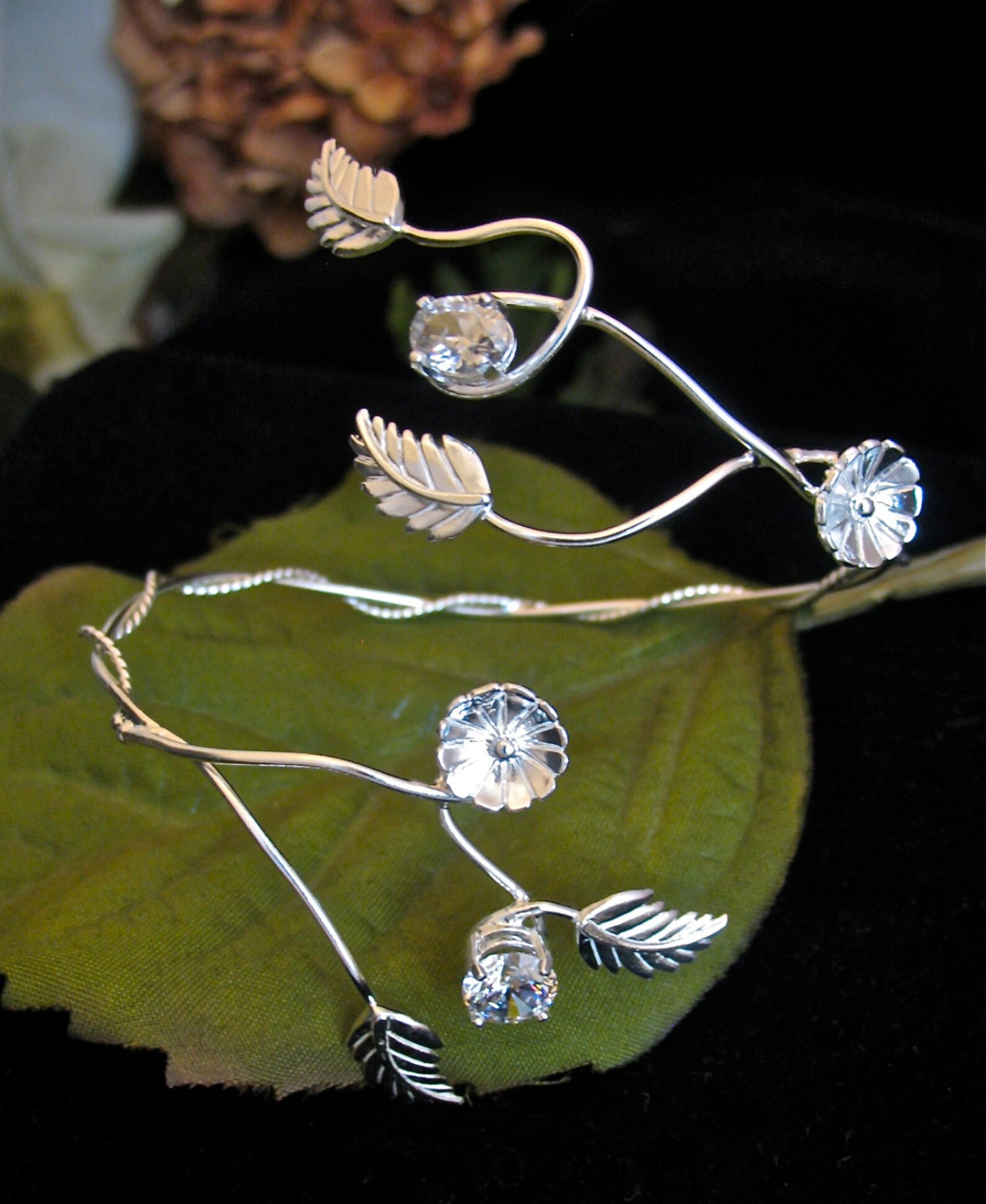 Upper Arm Woodland Vine, Amethyst, Peridot, White Topaz Leaf Bracelet ...