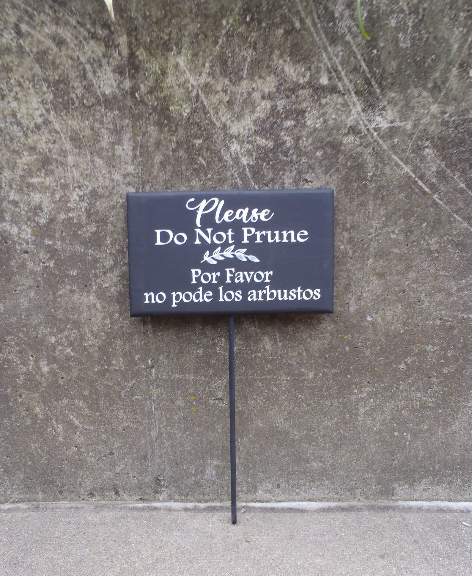 Please Do Not Prune Wood Vinyl Yard Stake Sign English Spanish - Etsy UK