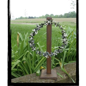 Wood Wreath Display Hanging Stand for Everyday Tabletops Centerpieces ...