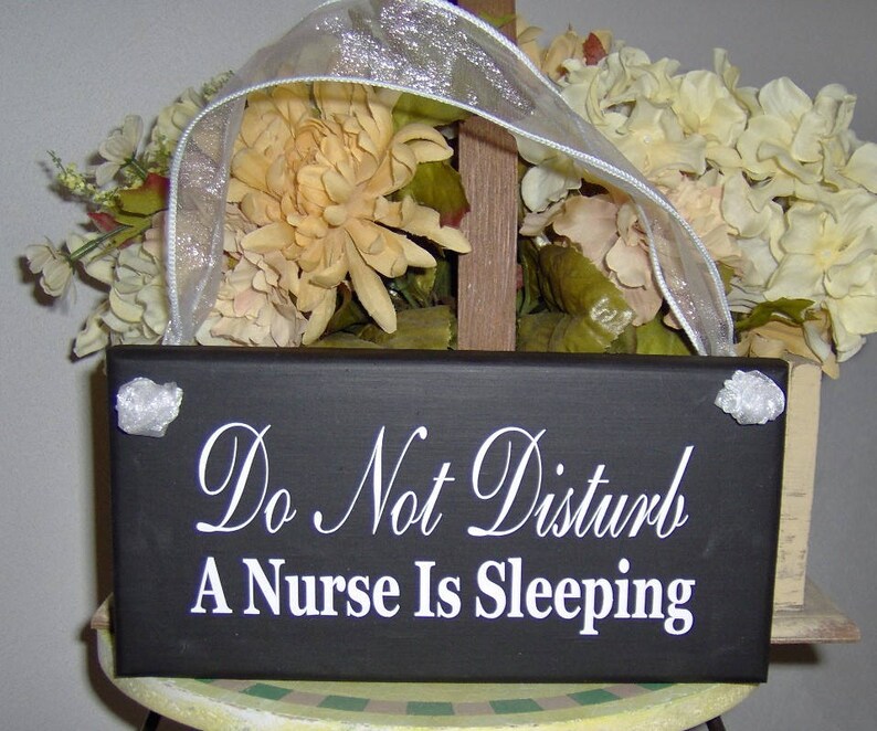 Do Not Disturb Door Sign Nurse Sleeping Sign Wood Vinyl Sign - Etsy