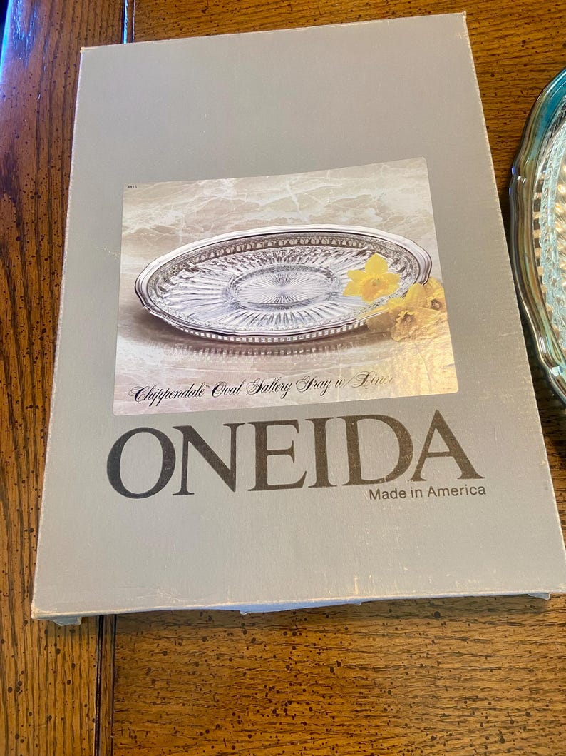 Vintage Oneida Chippendale Oval Gallery Tray With a Glass Liner. - Etsy