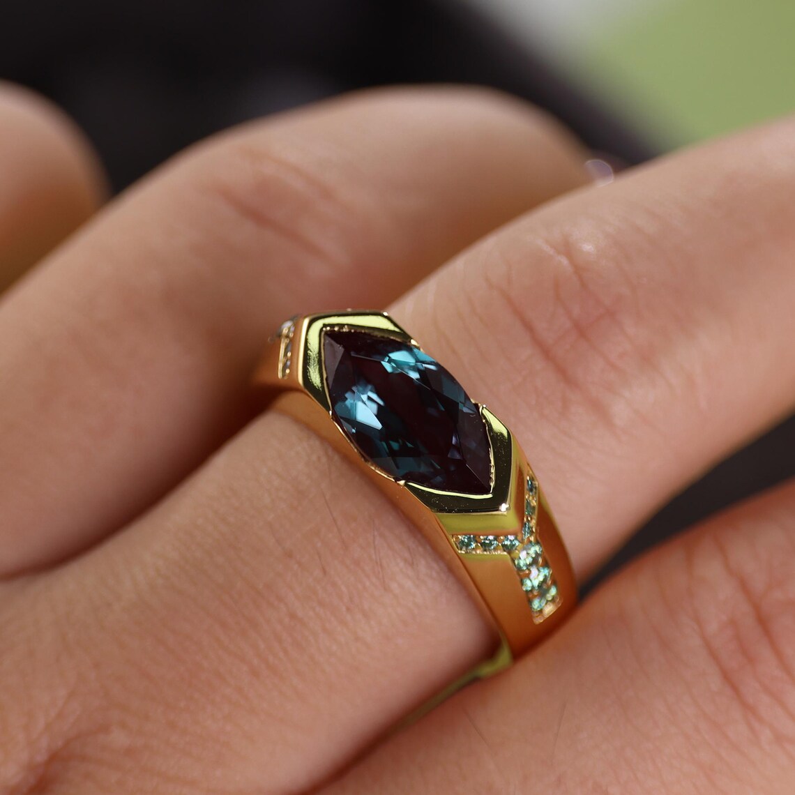5.6ct Color Change Lab Alexandrite Signet Ring, Marquise Cut Gold ...