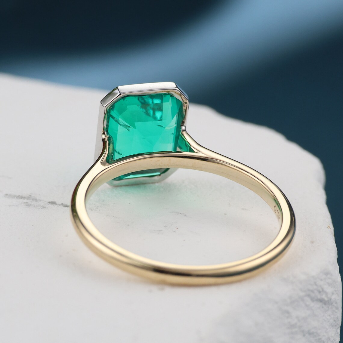 Vibrant 3ct Solitaire Colombian Lab Created Emeralds Engagement Ring ...