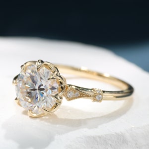 Vintage Inspired Engagement Ring Cathedral Setting Filigree Art Deco ...