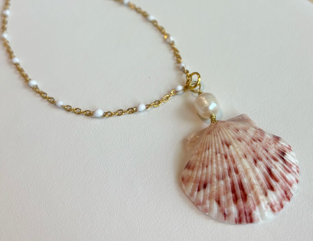 Calico Scallop Necklace, Beach Jewelry, Summer Accessory, Shell ...