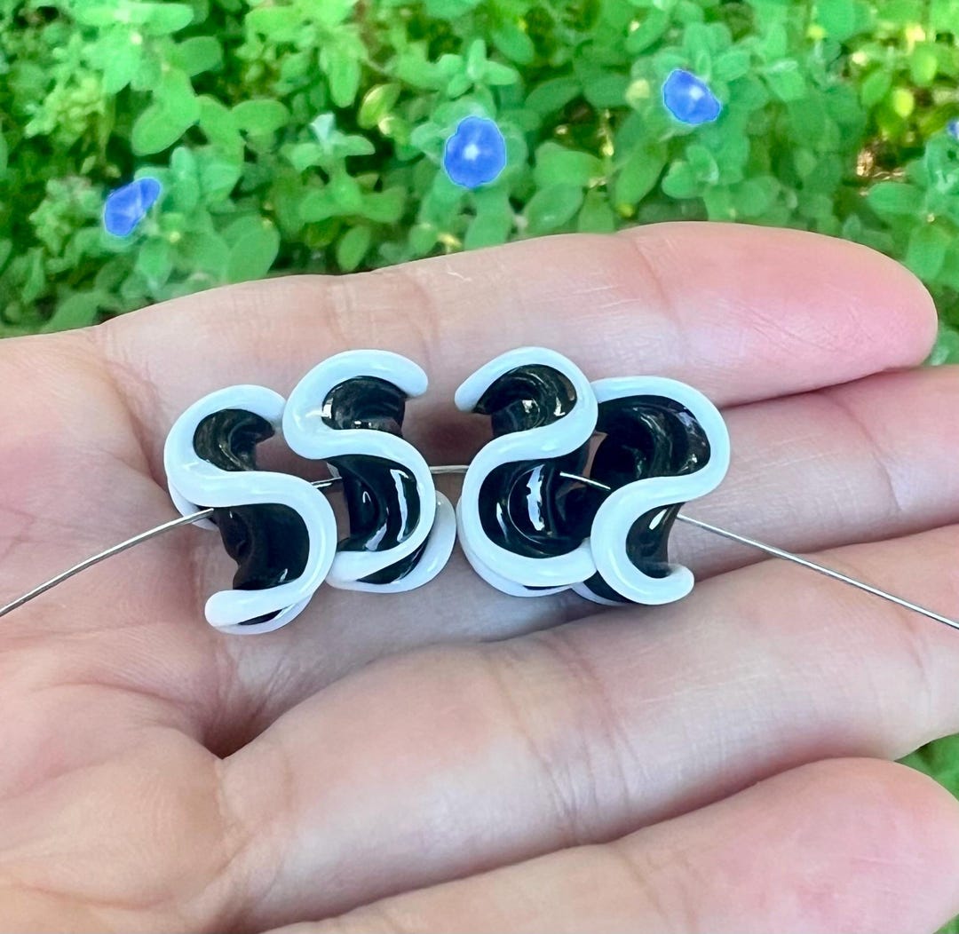 Glass Ruffle Disc Beads Black and White Lampwork Beads for Jewelry ...