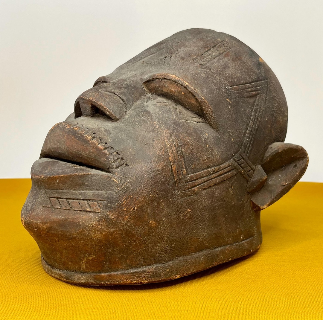 Lipiko Mask. Mapiko Initiation. Makonde People , Tanzania . Mid 20th ...