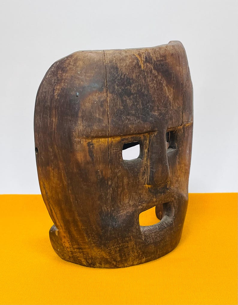 Biola. Ancestor Dance Mask. East Timor. Southeast Asia. Early 20th ...