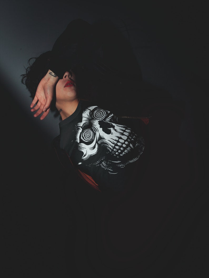 Psychedelic Skull T-shirt Trippy Shirt Gothic Alt Clothing Dark ...