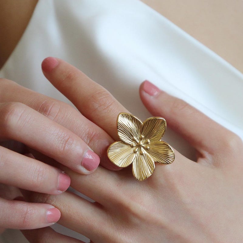 Open Flower Ring - Etsy