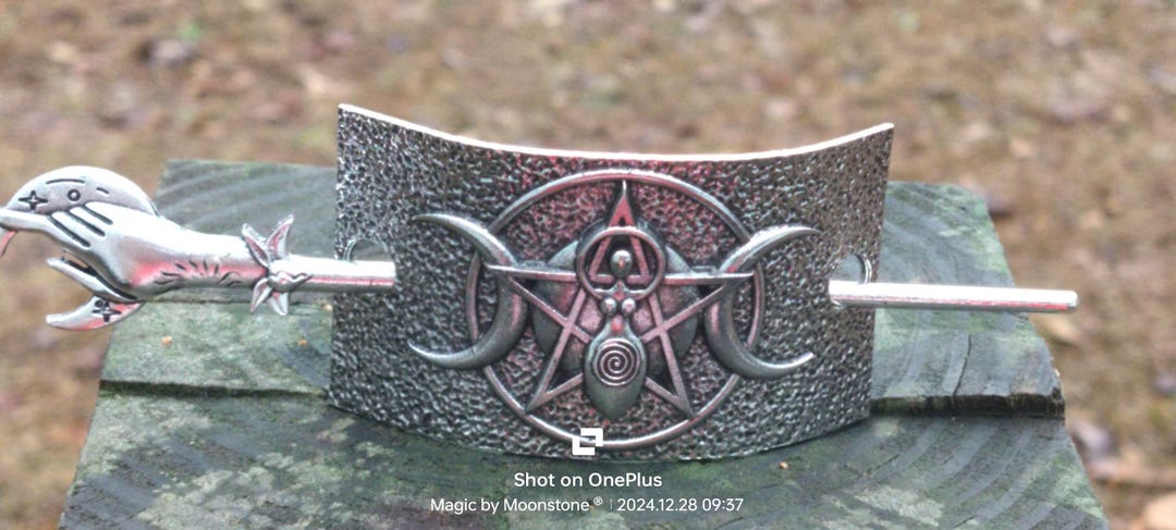 LARGE Queen Goddess SS Hair Clip With Pin - Etsy