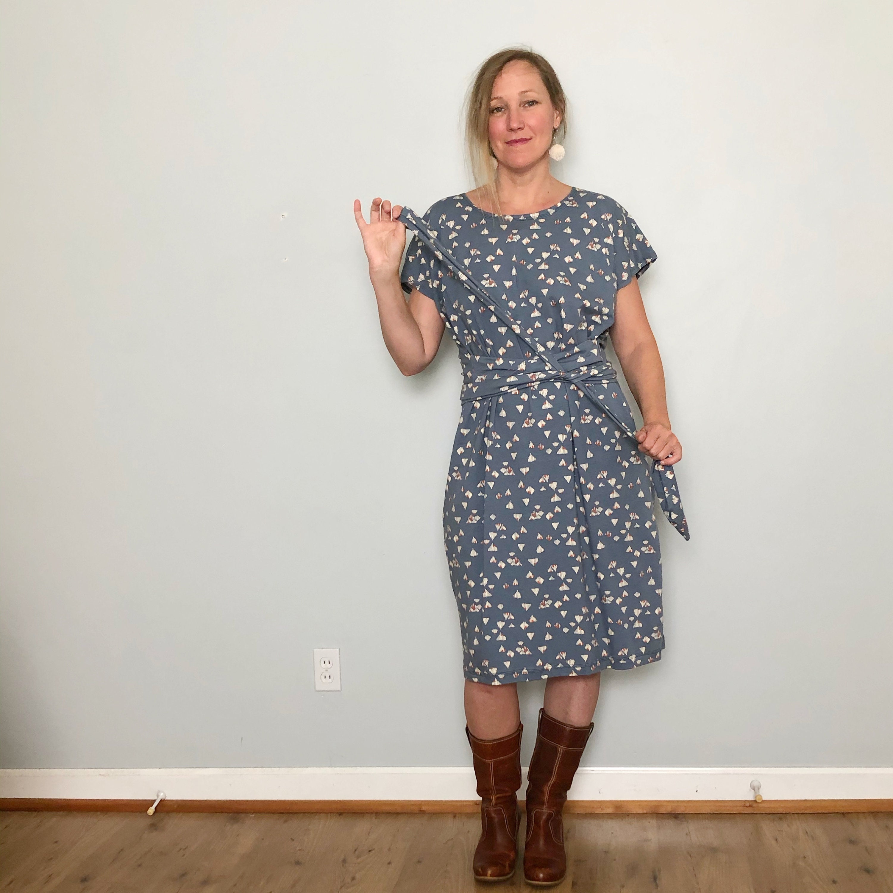Foxy Shift Dress with Pockets
