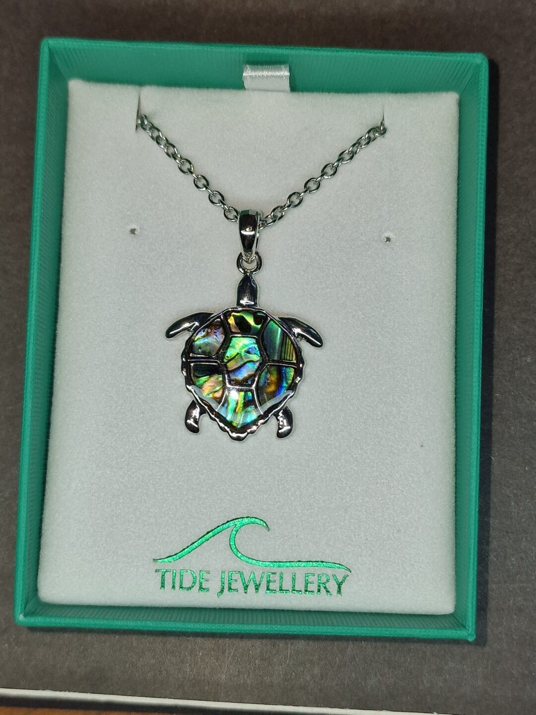 TJ635 Inlaid Paua Shell, Sea Turtle Necklace, Uk Seller, World Wide ...