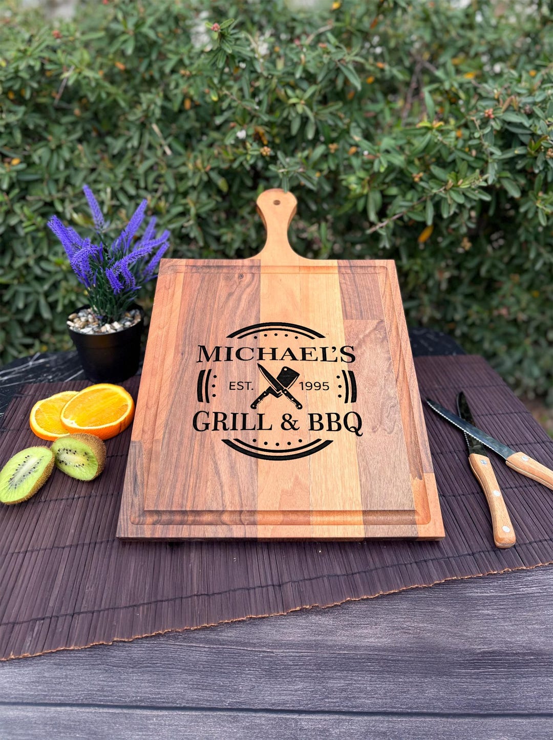 Christmas Gift – Custom BBQ Cutting Board With Engraved Names ...