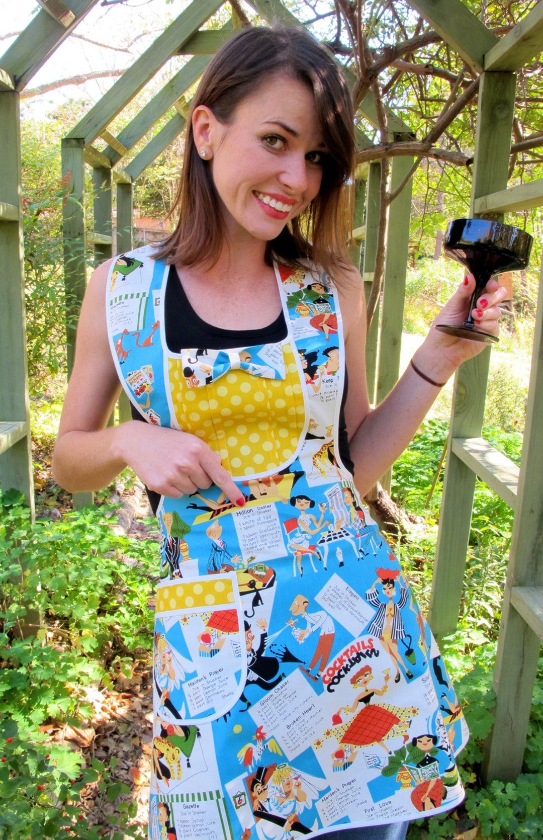 Shake It up Everyday Housewife Apron - Tuxedo Style Apron -MEDIUM- 43. ...