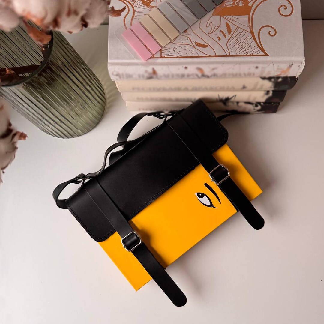 Leather Book Bag Cover With Handle & Pocket Handmade Book Holster Small ...