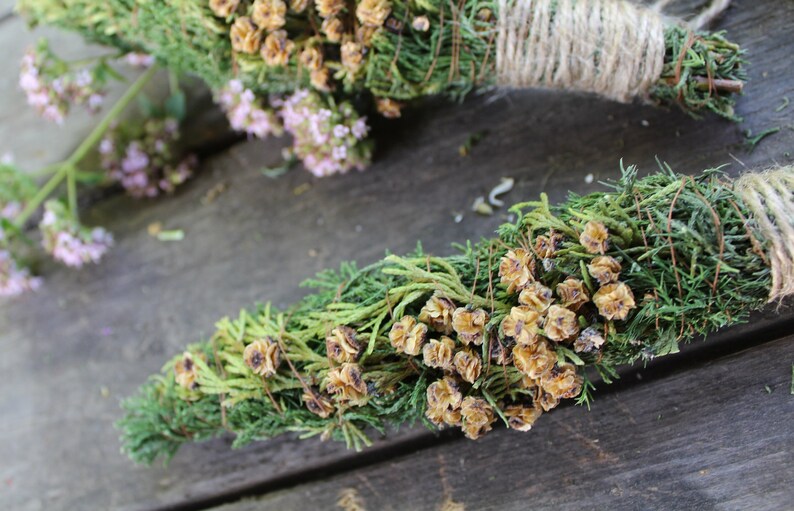 Juniper Smudging Stick for Ritual Natural Herbal Incense Ceremony Herbs ...