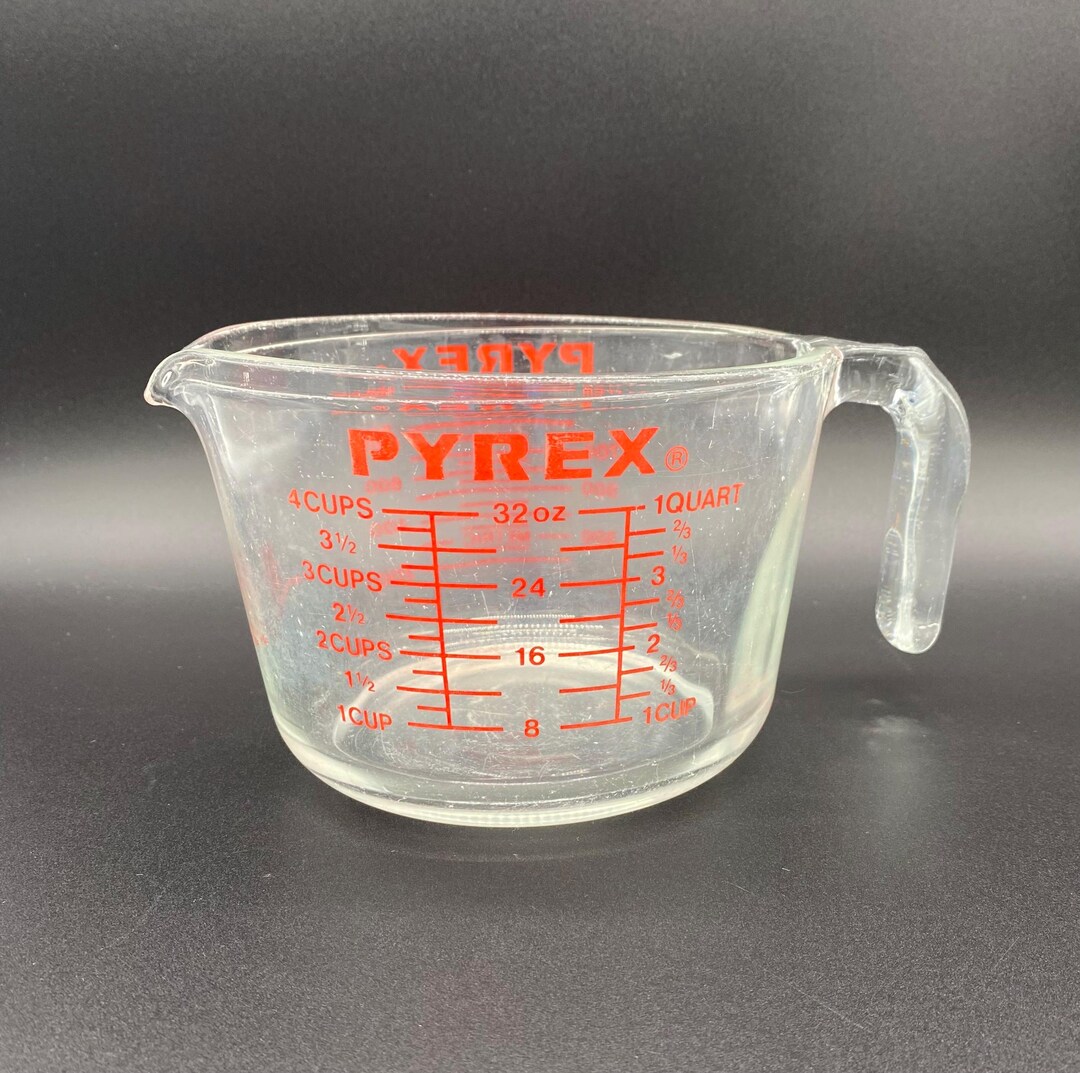 PYREX Vintage 4 Cup Measuring Cup 532 FREE Shipping - Etsy