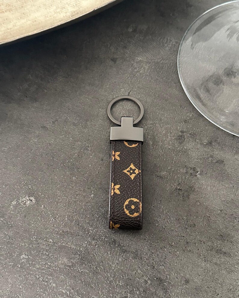 Luxury Key Ring Leather & Metal for Designer Bag, Handbag, Car Key Dark ...