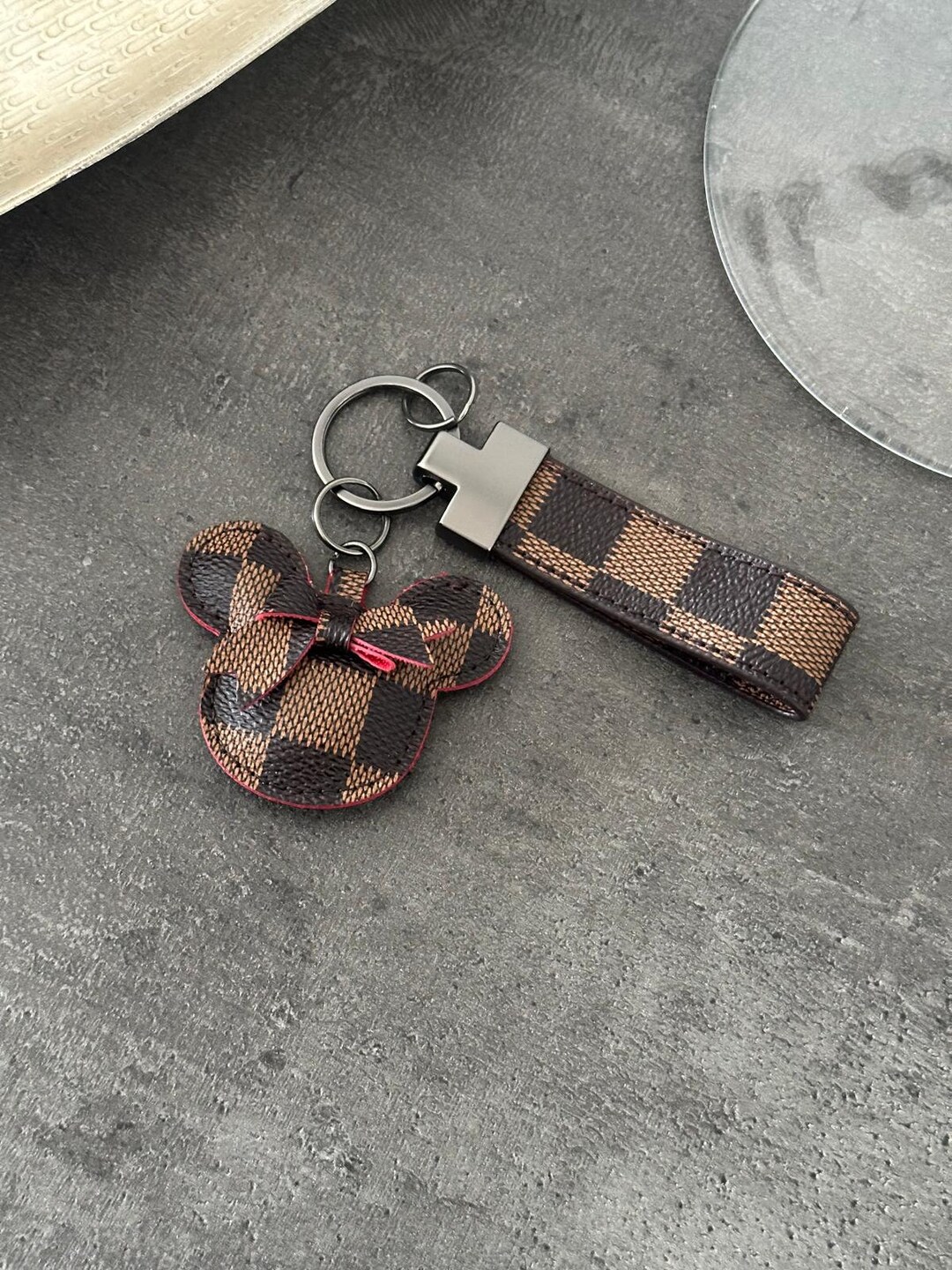 Luxury Key Ring Mickey Leather & Metal for Designer Bag, Handbag, Car ...