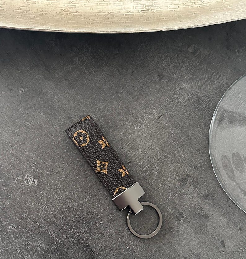 Luxury Key Ring Leather & Metal for Designer Bag, Handbag, Car Key Dark ...