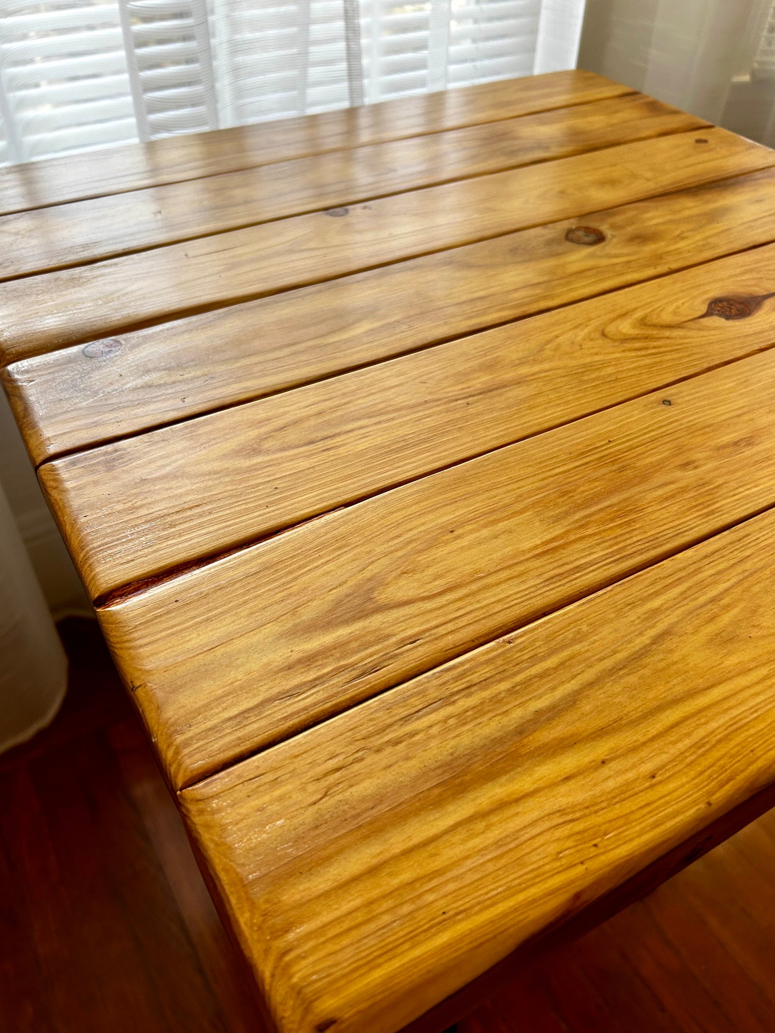 Redwood Farmhouse Table Tops for Restaurants, Cafes, Bars, Bistros ...