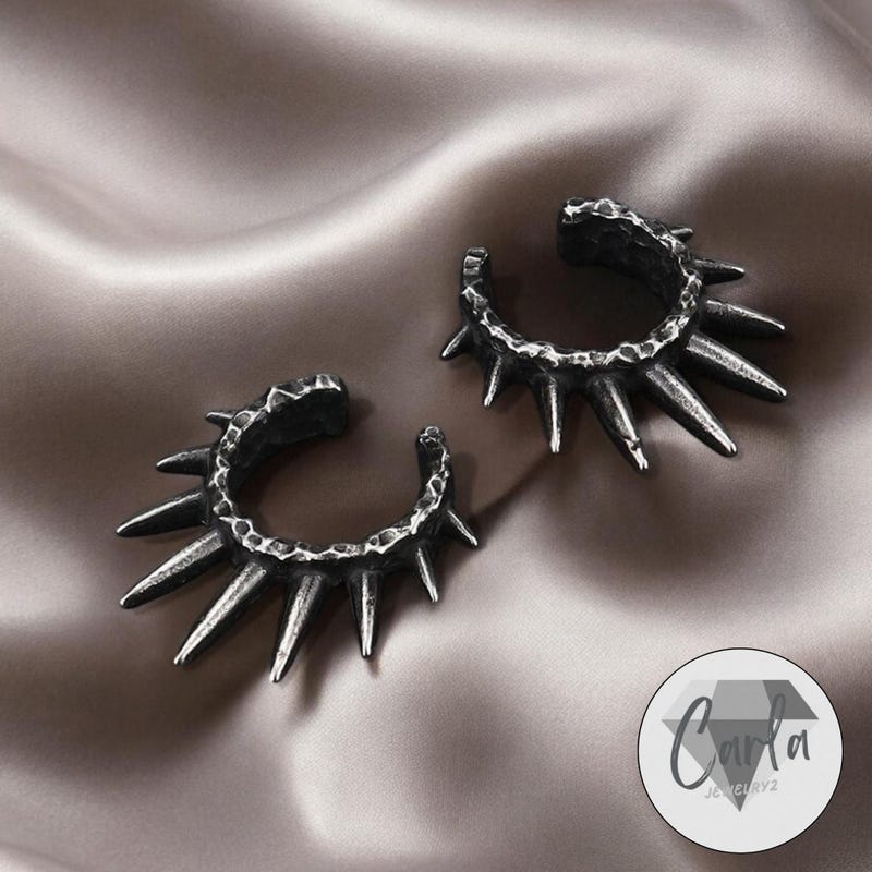 Gothic Ear Cuff - Etsy