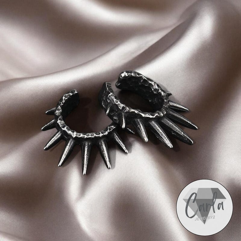 Gothic Ear Cuff - Etsy