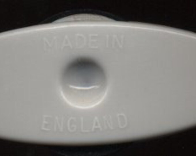 AERO TATTING SHUTTLE - MADE IN ENGLAND AND NEVER USED - Etsy