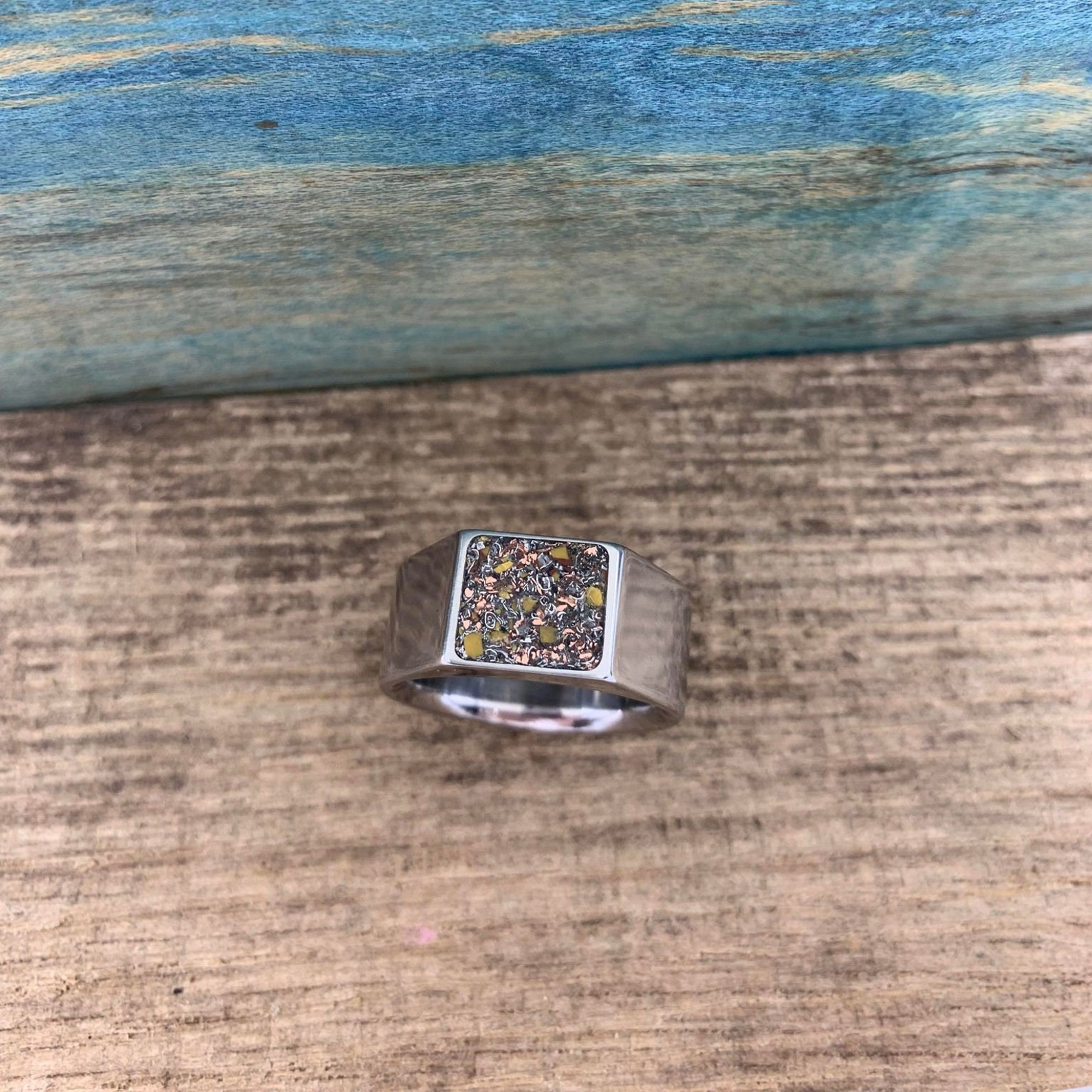 The Primeval - Men's Signet Ring - Titanium Men's Ring With Gibeon ...