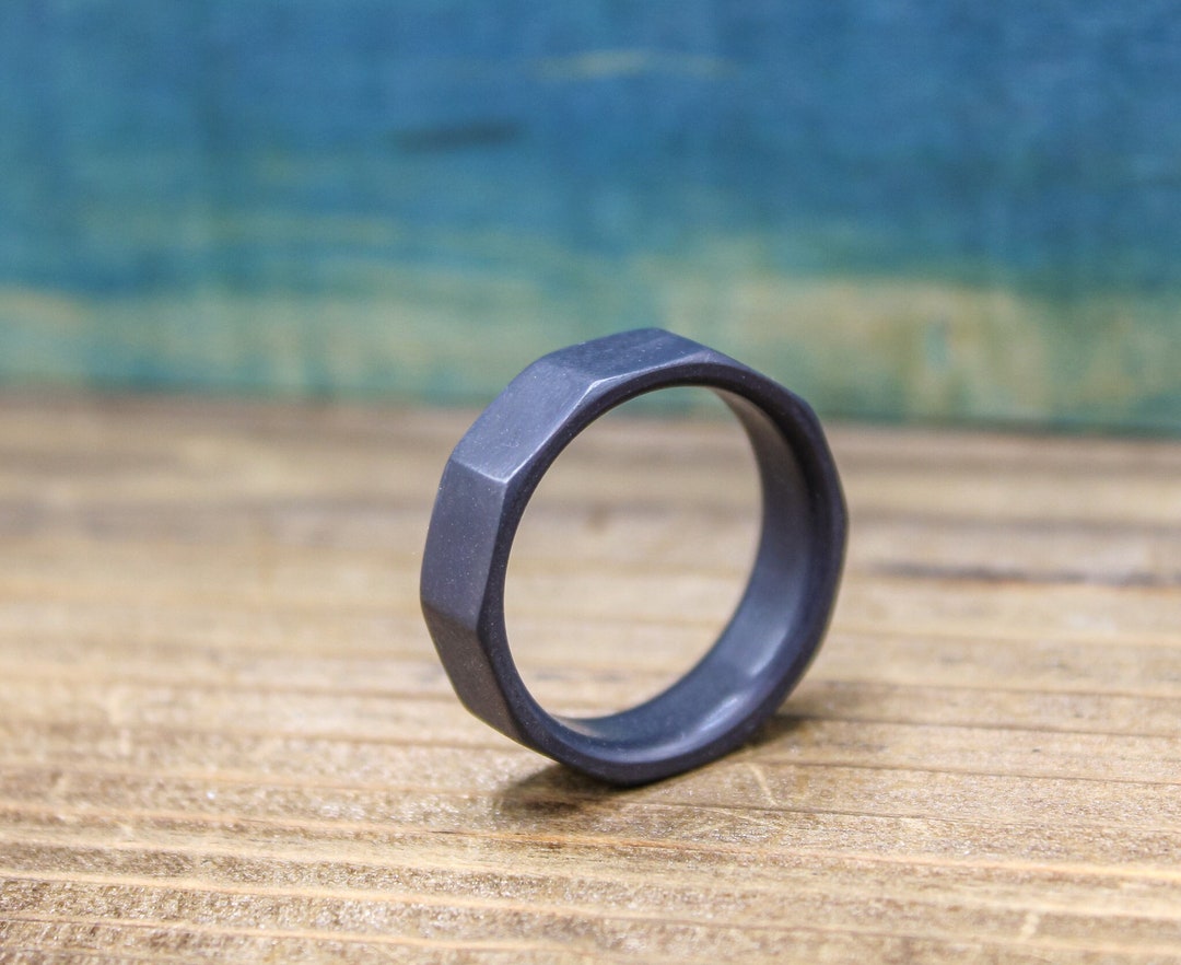 Men's Titanium Wedding Band - Unique Black Men's Ring (decagon ...