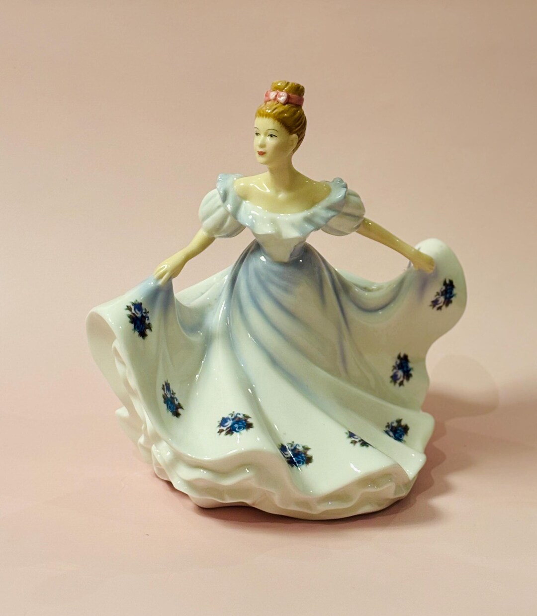 Royal Doulton Figure Pretty Lady Kathy - Etsy Canada