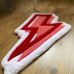 Handmade Pink Lightning Bolt Tufted Rug, Bold and Modern Thunderbolt ...