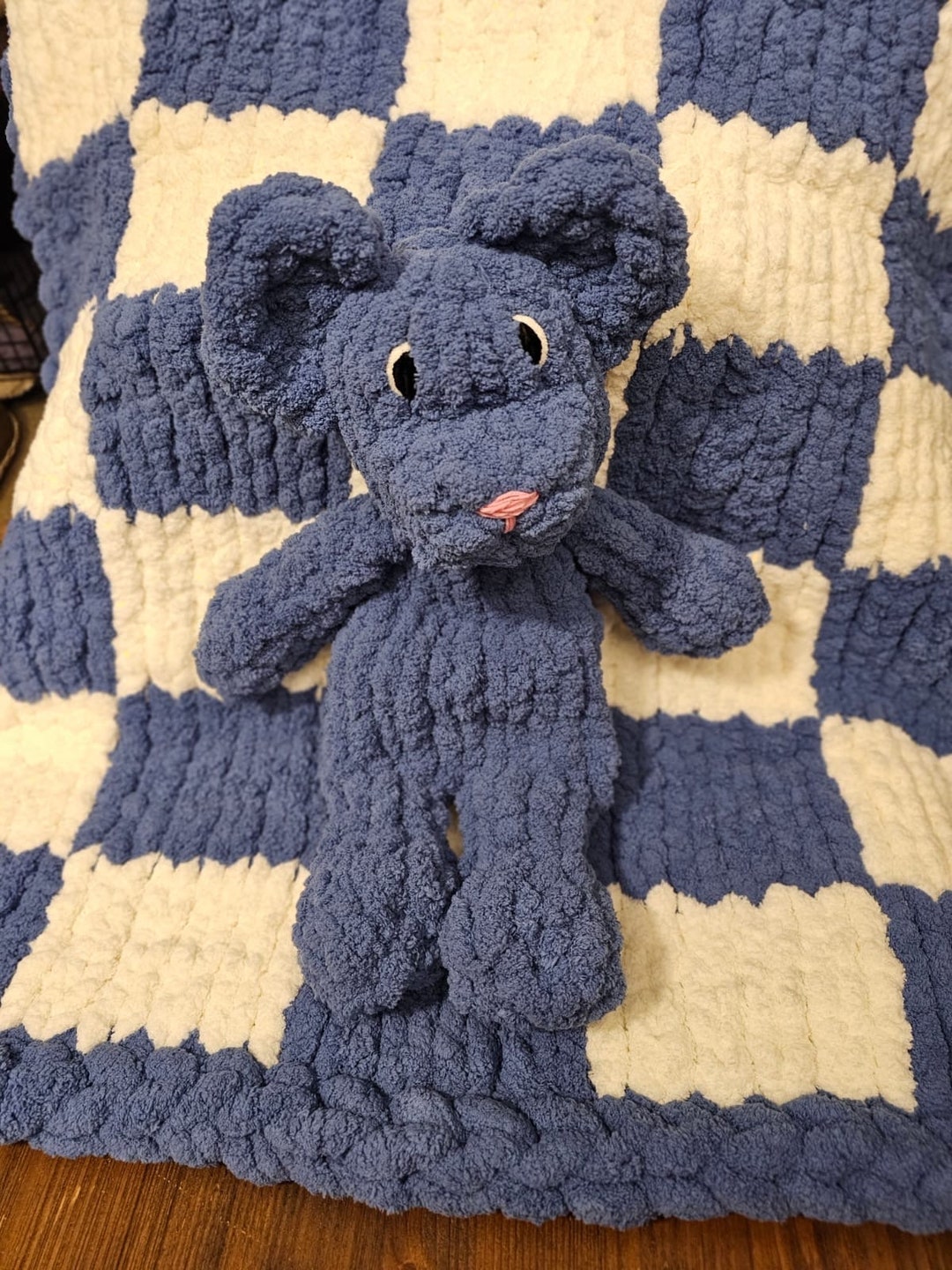 Handmade Knit Chunky Yarn, Teddy Bear Snuggler!! Super Soft and Ready ...