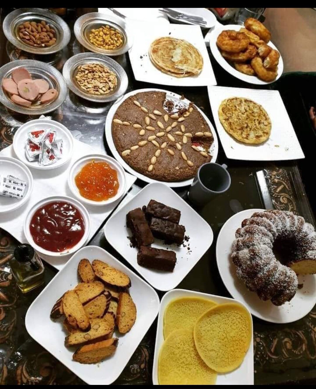 Moroccan Food,msemen, Harcha, Moroccan Sweet, Moroccan Malwi, Cake ...
