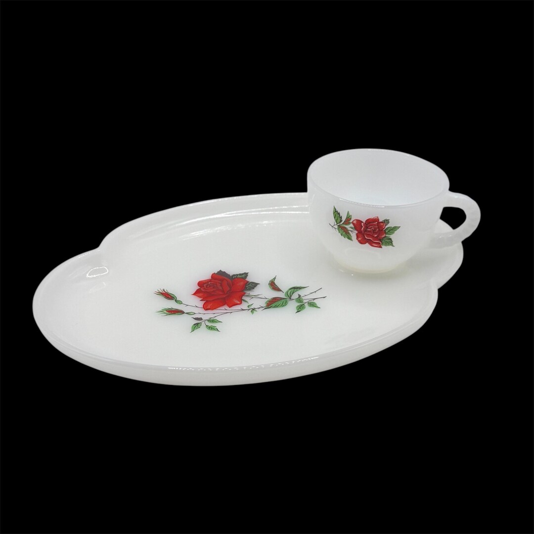 1950s Rose Snack Set - Vintage Milk Glass 2pc Set Home Kitchen Decor - Etsy